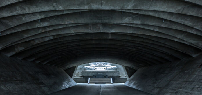 Tadao Ando created an extraordinary underground temple with a giant ...