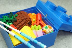Nobu Tary: Lego food sculptures