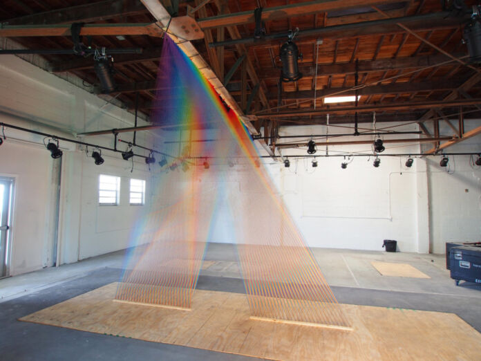 Gabriel Dawe: rainbow thread installations