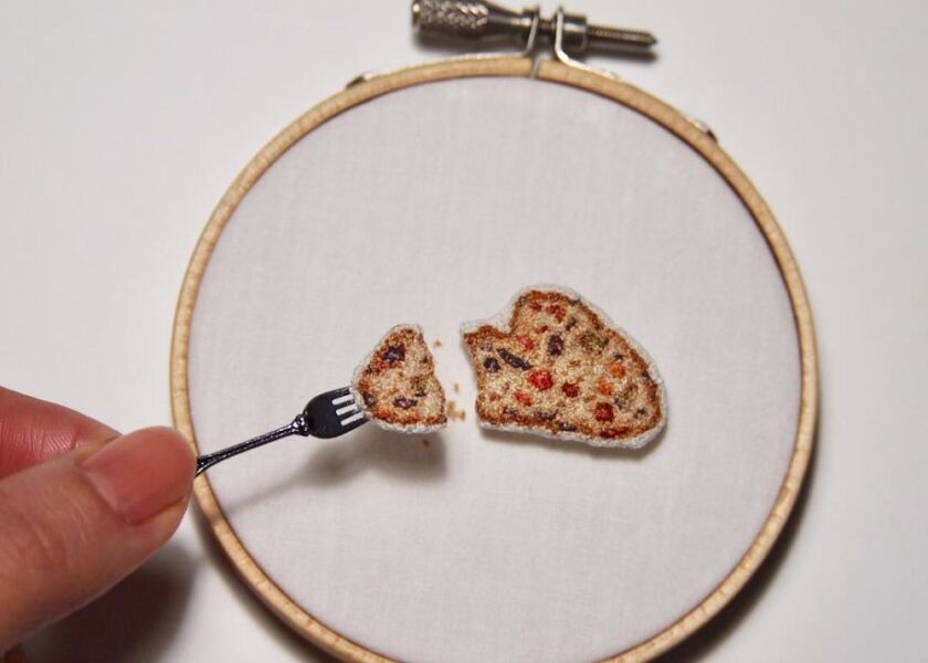 Ipnot: hyper-realistic embroidered food sculptures