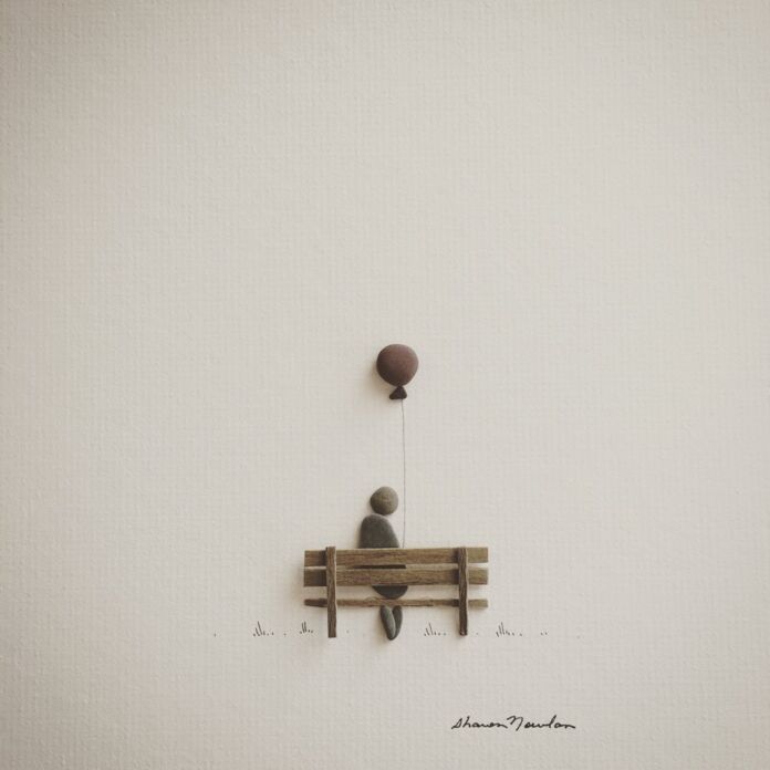 Sharon Nowlan: enchanting pebble and paper illustrations