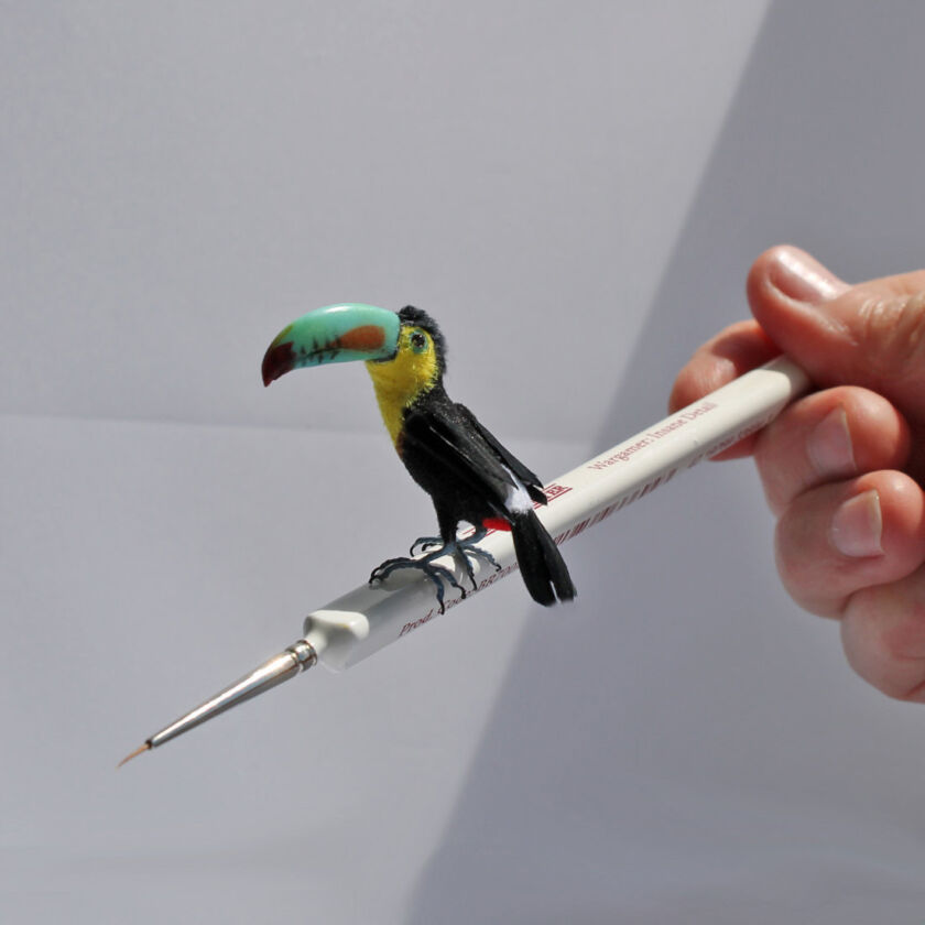Discover the enchanting world of lifelike miniature animal sculptures ...