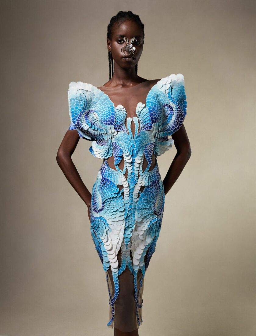 Iris Van Herpen: organic-shaped garment sculptures