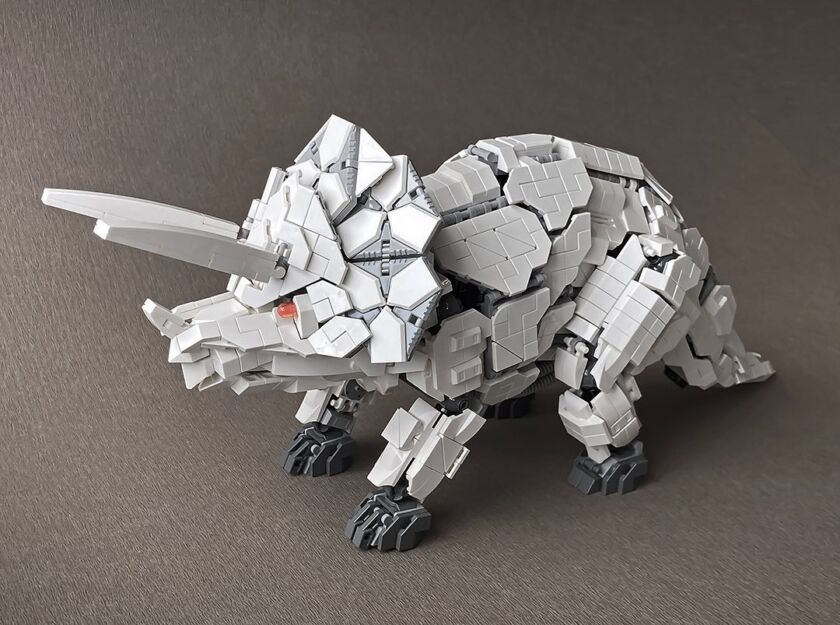 Mitsuru Nikaido: incredible animal Lego sculptures