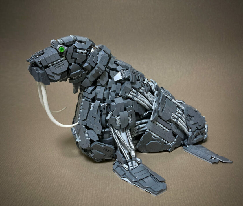 Mitsuru Nikaido: incredible animal Lego sculptures
