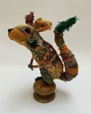 Bryony Rose Jennings: enchanting animal textile sculptures