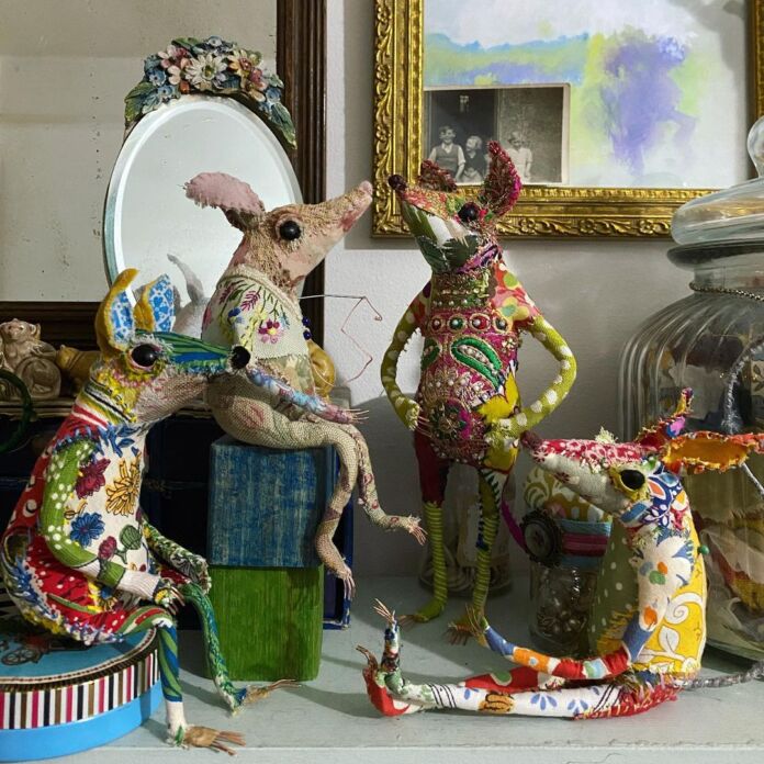 Bryony Rose Jennings: enchanting animal textile sculptures