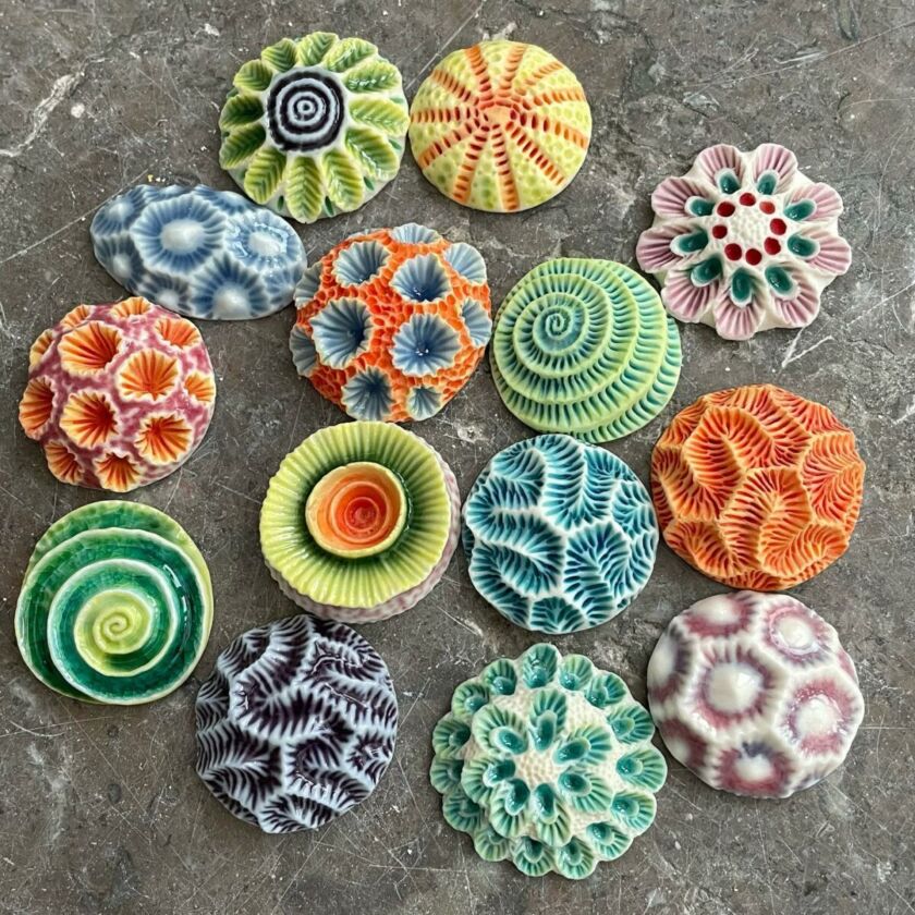 Lisa Seaurchin: intricate abstract porcelain sculptures