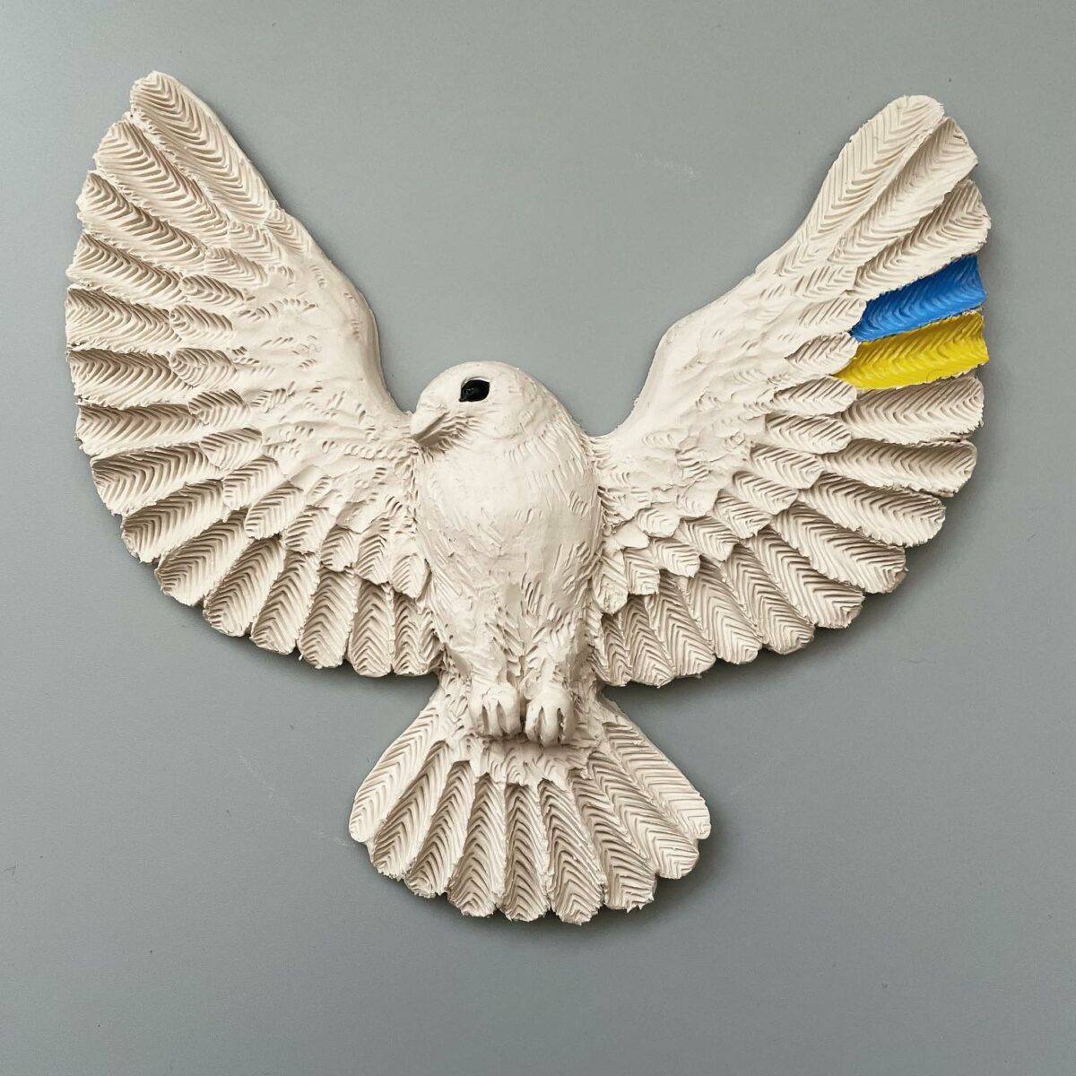 Intricate abstract porcelain sculptures by ceramic artist Lisa ...