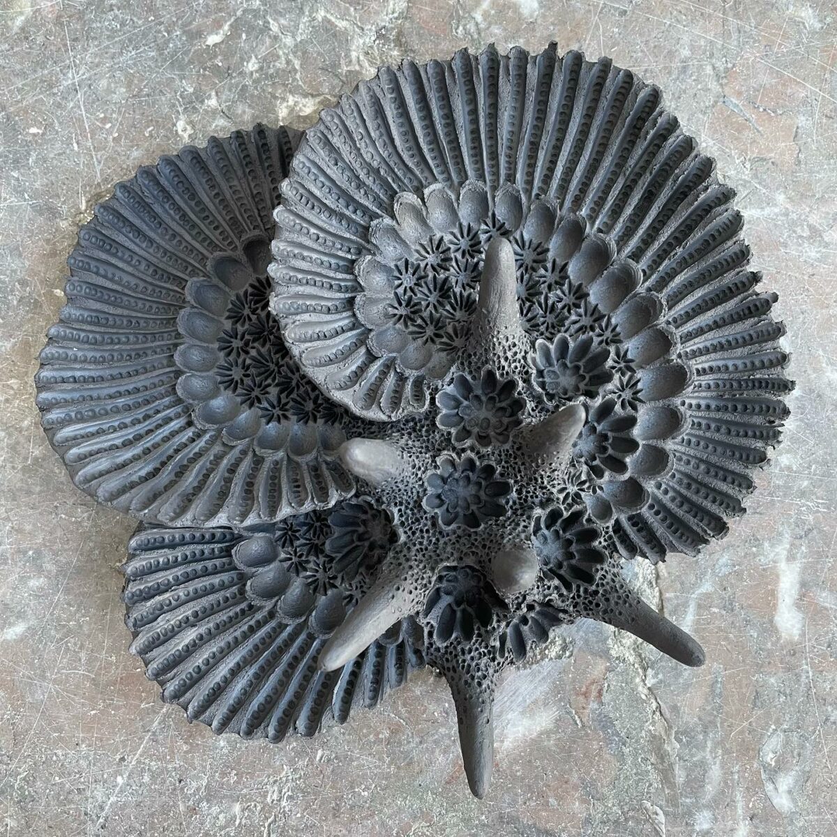 Intricate abstract porcelain sculptures by Lisa Seaurchin — Visualflood ...