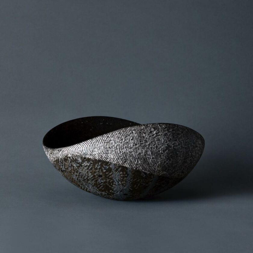 Daisuke Iguchi: ceramics that mimic ancient antiquity