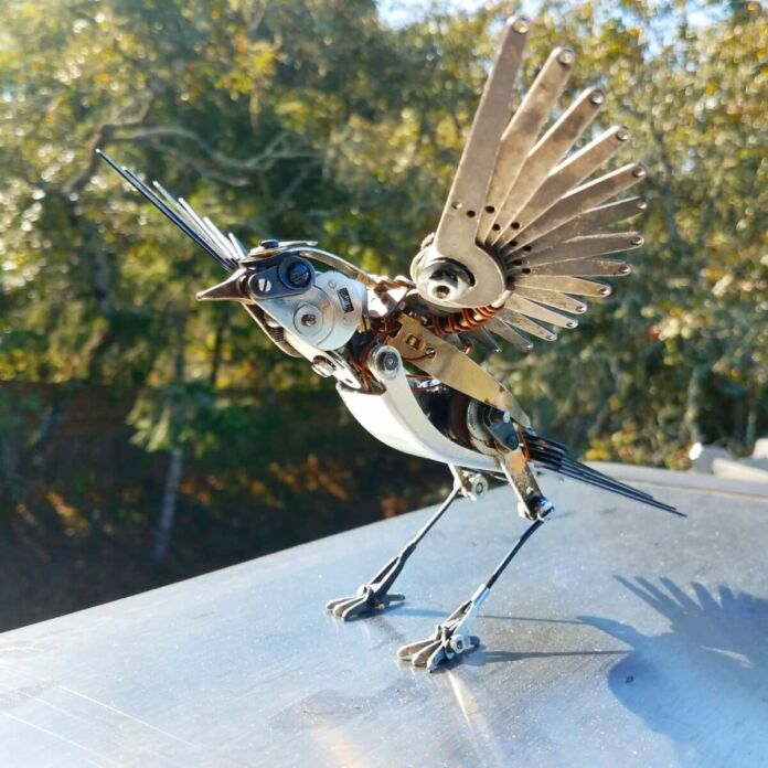 Reviving the past: animal sculptures from vintage typewriters by Jeremy ...
