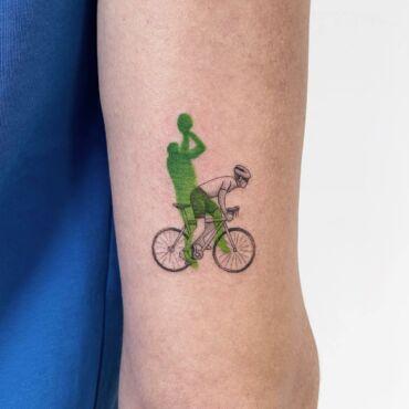 Vasif Daniel Kahraman: pellucid overlapping bright tattoos