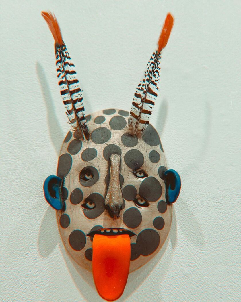 Karolina Romanowska: ceramic masks of peculiar creatures