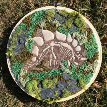 Rachel Crisp’s Embroidered Fossils Merge Botanical Texture, Ancient ...