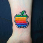 Hyper-realistic embroidered tattoos by Brazilian tattooist Duda Lozano ...