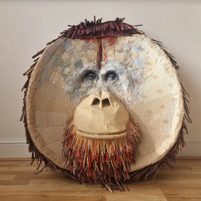 Josh Gluckstein: lifelike animal sculptures from cardboard