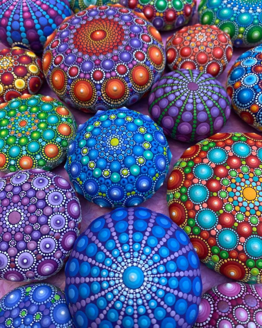 Dots of delight: the exuberant pointillism art of Elspeth McLean ...