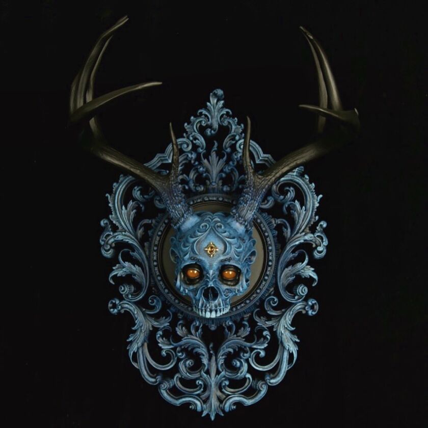 Chris Haas: dark sculptures from animal skull art