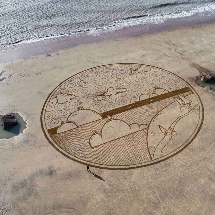 The ephemeral elegance of Jben Beach's large-scale sand drawings ...
