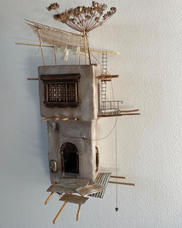 David Mansot: intricate miniature dioramas from salvage