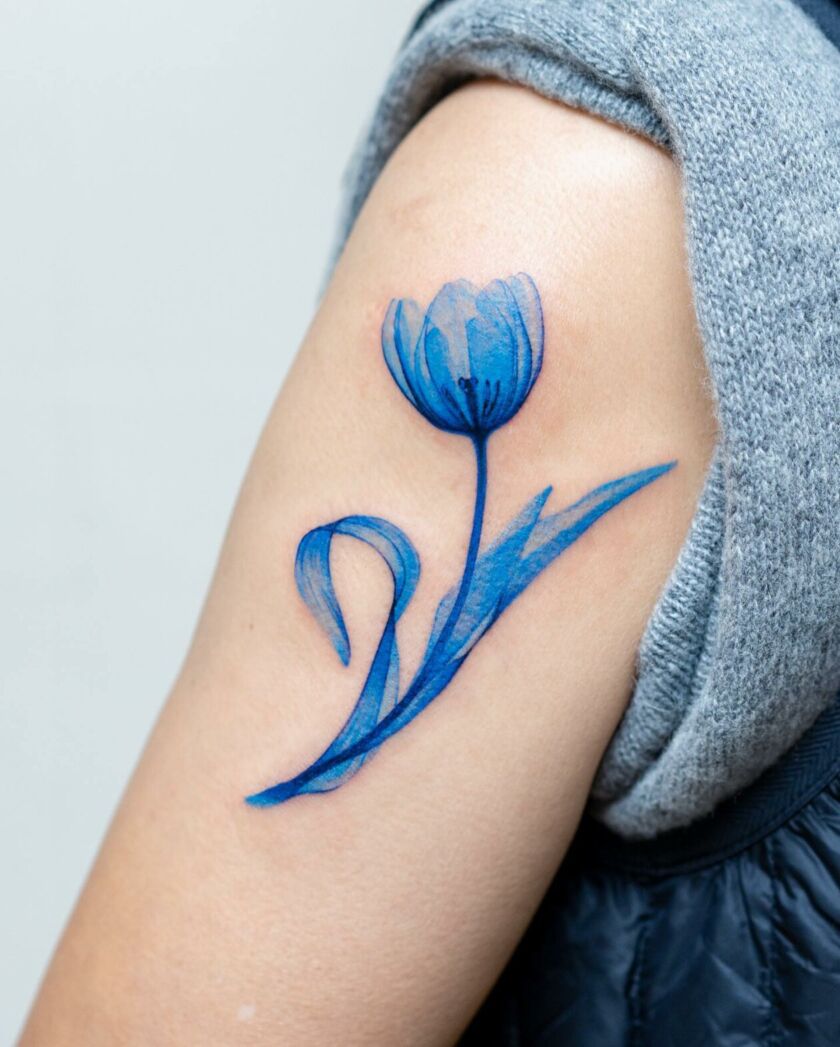 Pokhy: stunningly realistic blue-themed tattoos