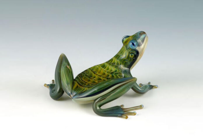 Scott Bisson: molten glass creature sculptures