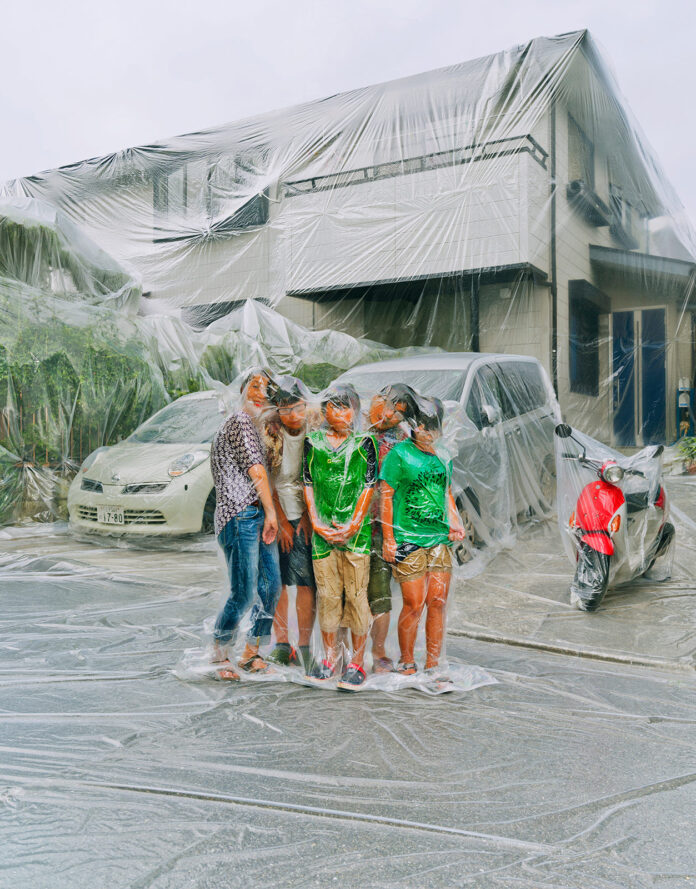 Photographer Hal: people and places encased in vacuum-sealed packages