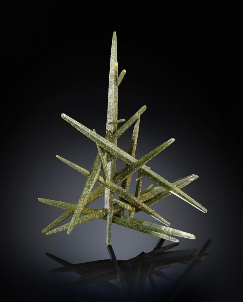 The magnificent mineral photography of Hungarian geologist Laszlo Kupi ...