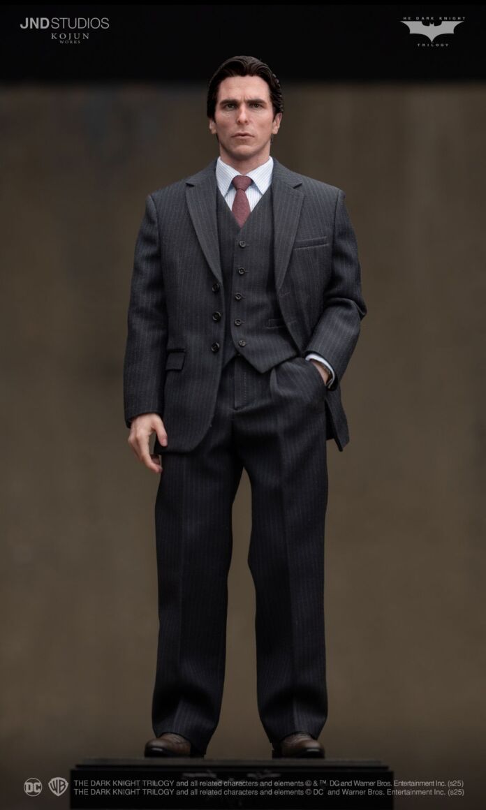 JND Studios: hyper-realistic superhero figurative sculptures