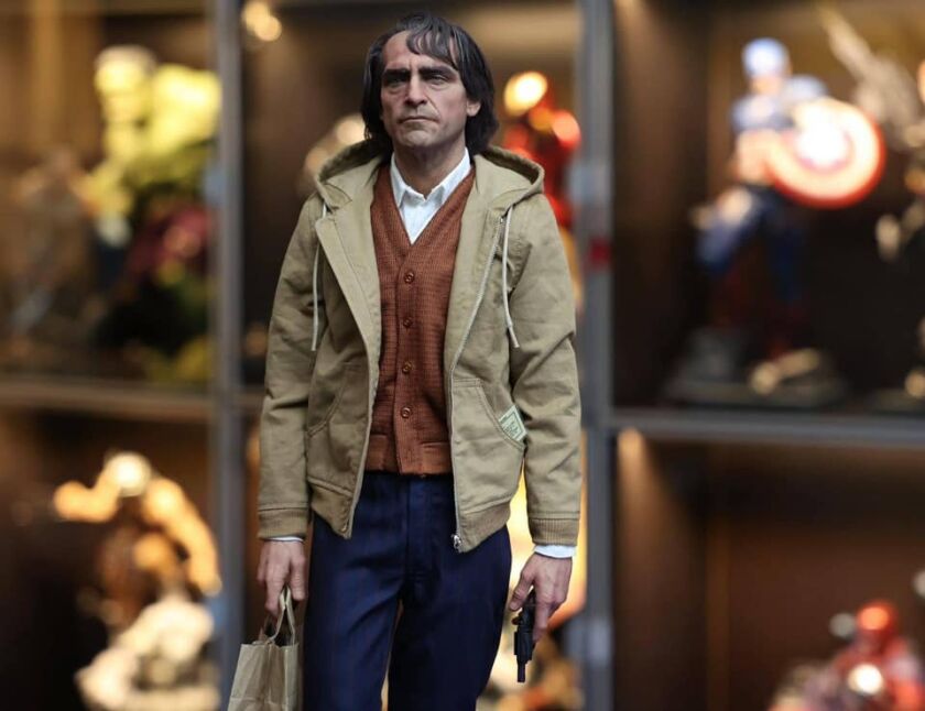 JND Studios: hyper-realistic superhero figurative sculptures