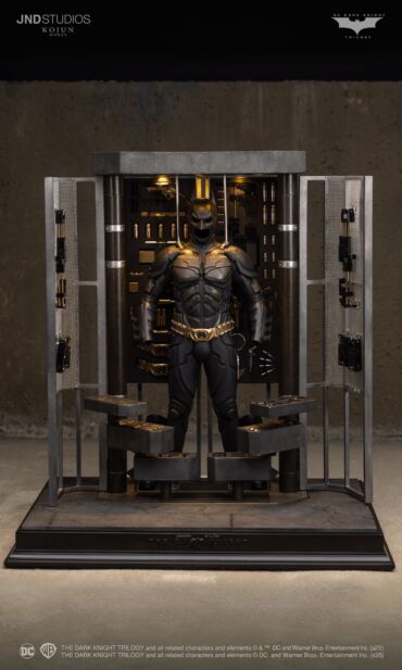 JND Studios: hyper-realistic superhero figurative sculptures