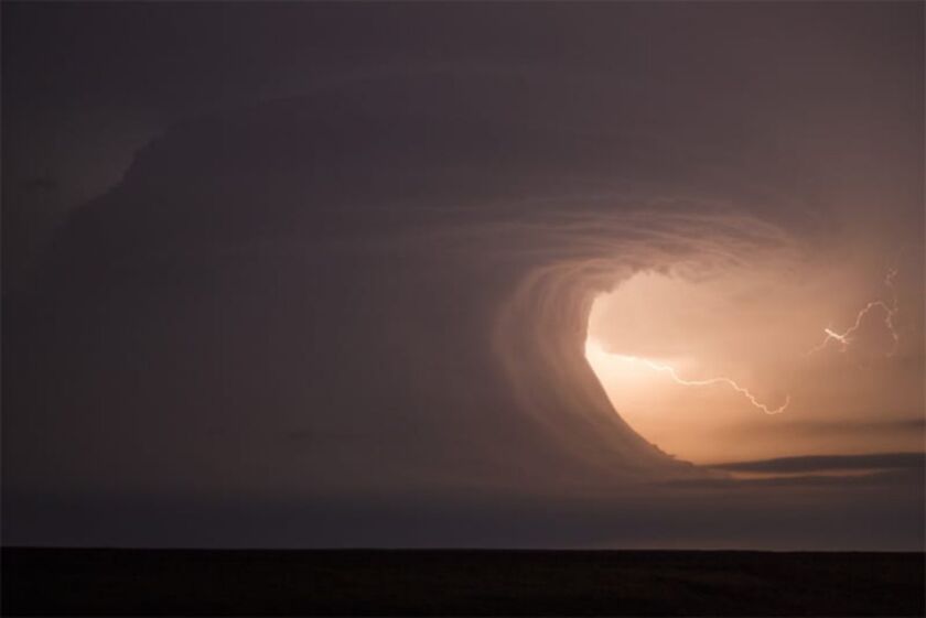 Mike Hollingshead’s extreme storm chasing: awe-inspiring sky photography — Visualflood Magazine