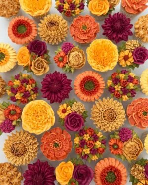 Kerry's Bouqcakes: realistic flower buttercream cupcakes