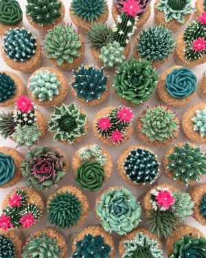 Kerry's Bouqcakes: realistic flower buttercream cupcakes