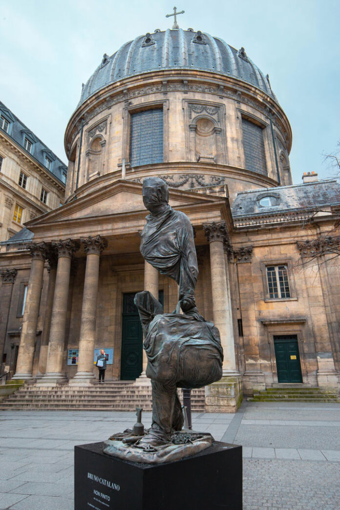 Bruno Catalano: surreal fragmented traveler sculptures