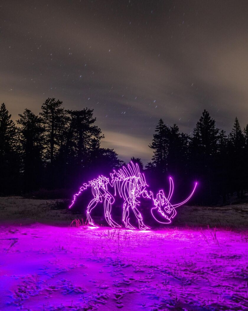 Dariustwin: hypnotizing light painting photography