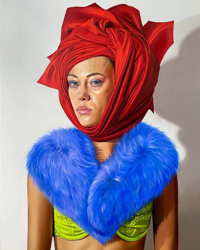 Roxanne Sauriol: vivid portrait paintings of female figures