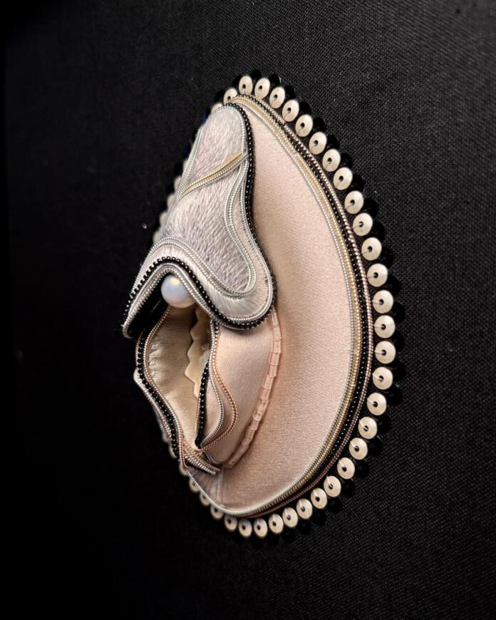 A feast for the senses: the exquisite beaded embroidery sculptures of ...