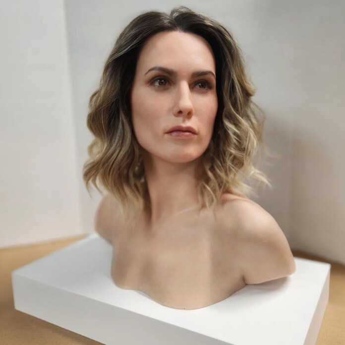 Doubling as real: the hauntingly lifelike sculptures of Jamie Salmon — Visualflood Magazine
