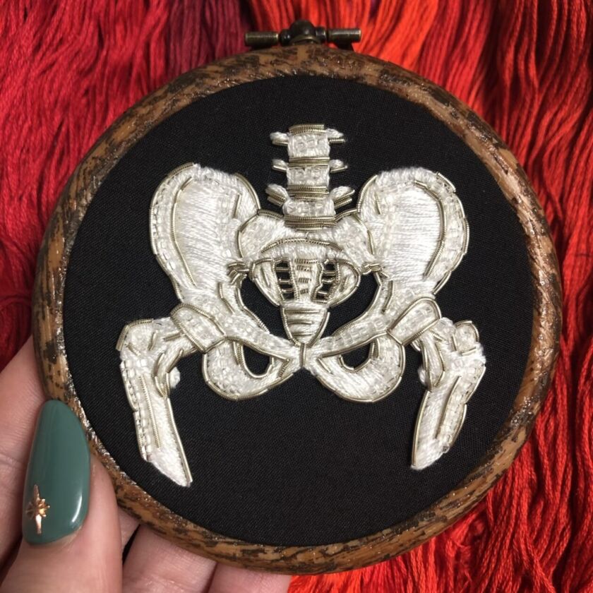 Amber Griffiths: precise anatomical embroidery