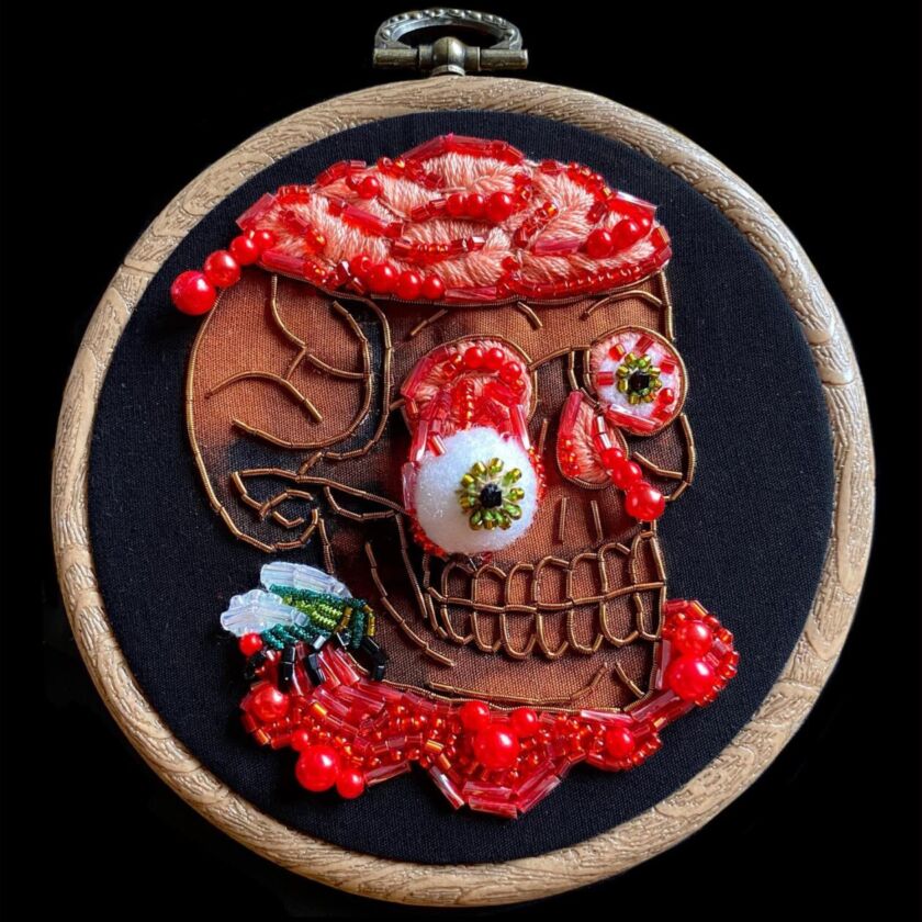 Amber Griffiths: precise anatomical embroidery