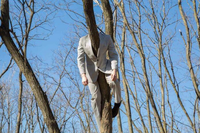 Ben Zank: mundane absurdist photography series