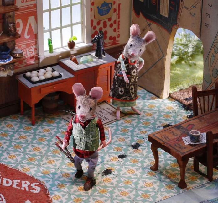Maggie Rudy: crafting whimsical dioramas with anthropomorphic mice ...