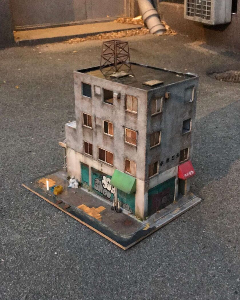 The art of urban decay: Nordström's Miniatures Reflect Tokyo's ...