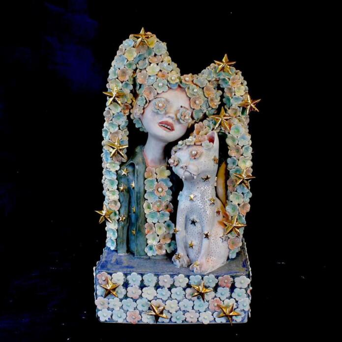 Clairy Laurence: surreal ceramic sculptures contrasting life and death