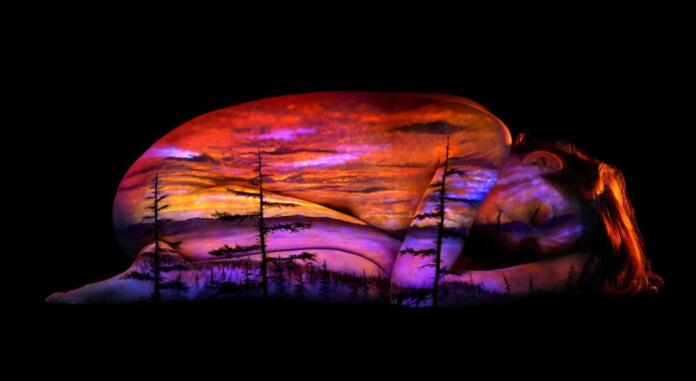 John Poppleton’s Glowing Bodyscapes: where human canvas meets the ...