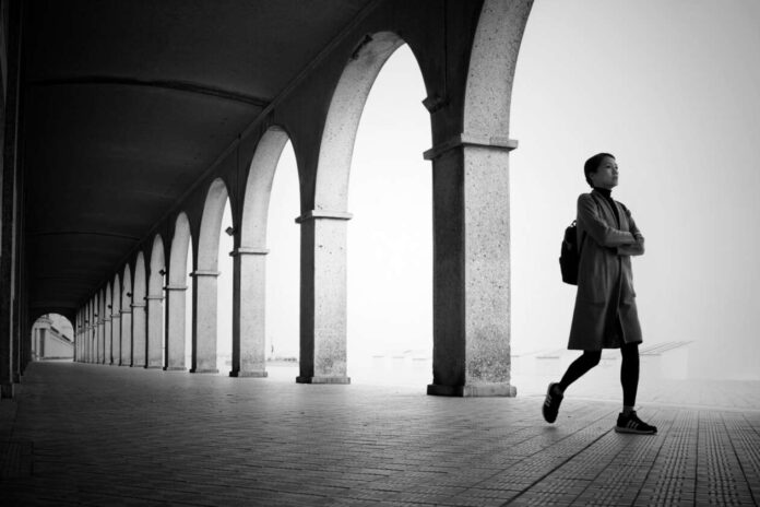 Mania De Praeter: everyday life black-and-white photography